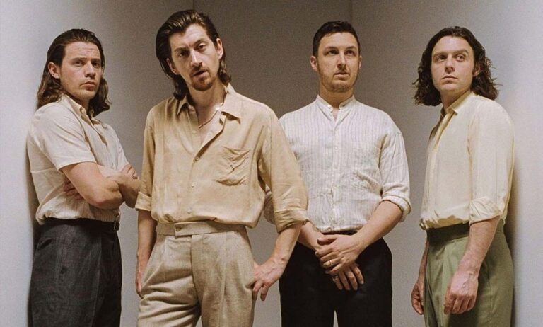 Arctic Monkeys estrena canción en vivo: 'I Ain’t Quite Where I Think I ... Arctic Monkeys estrena canción en vivo: 'I Ain’t Quite Where I Think I ...